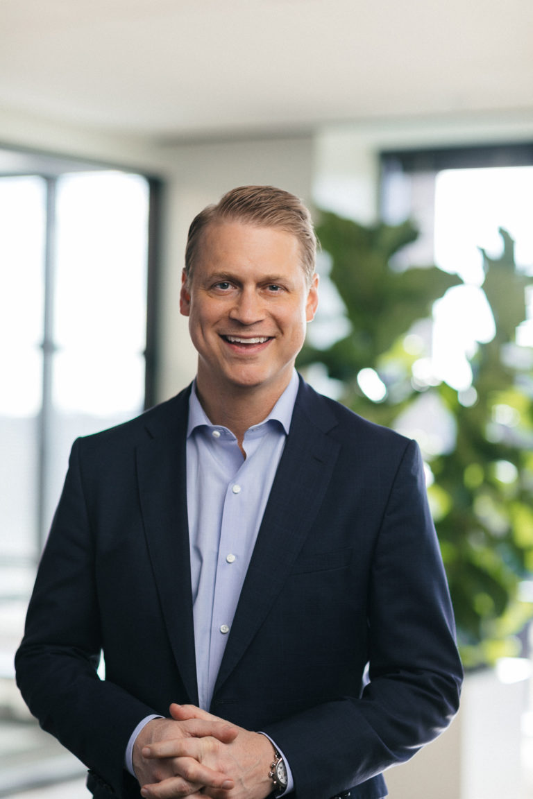 Office Portraits. – Gregg Willett